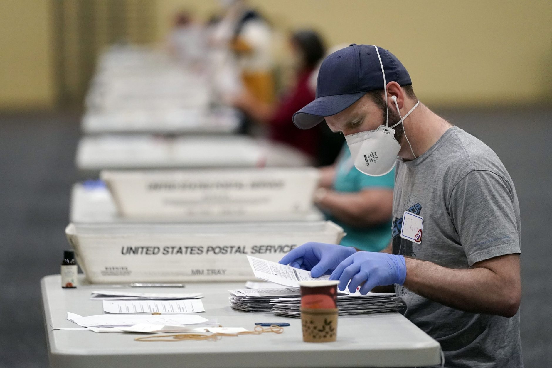 Pennsylvania Vote Count Forges Ahead as Trump Fights to Halt It ...